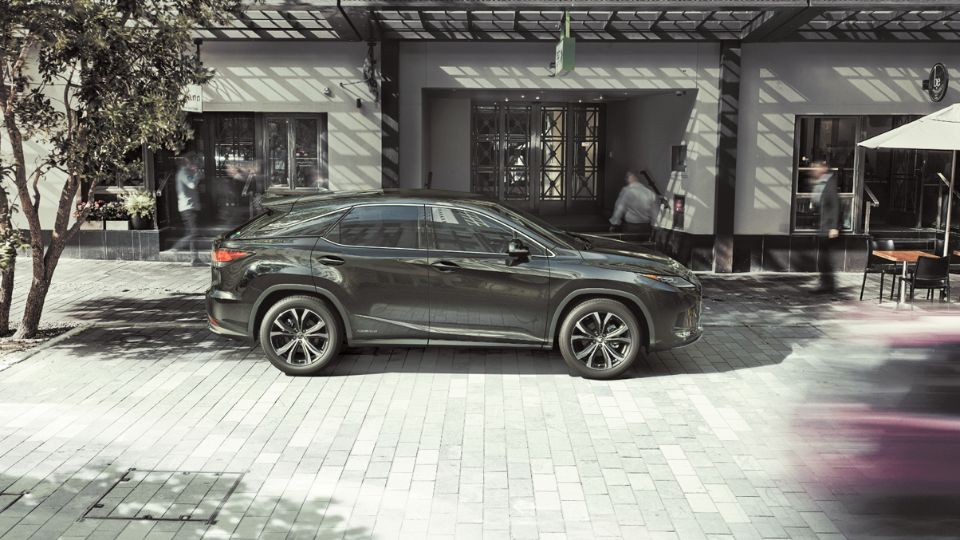 StriveME - لكزس rx2021 المواصفات والسعر في السعودية